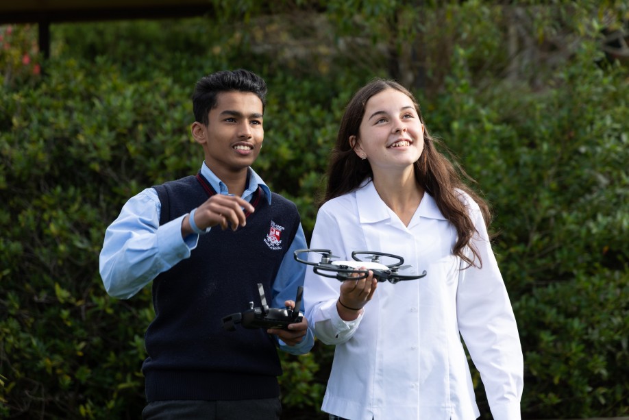 Newlands College > Home