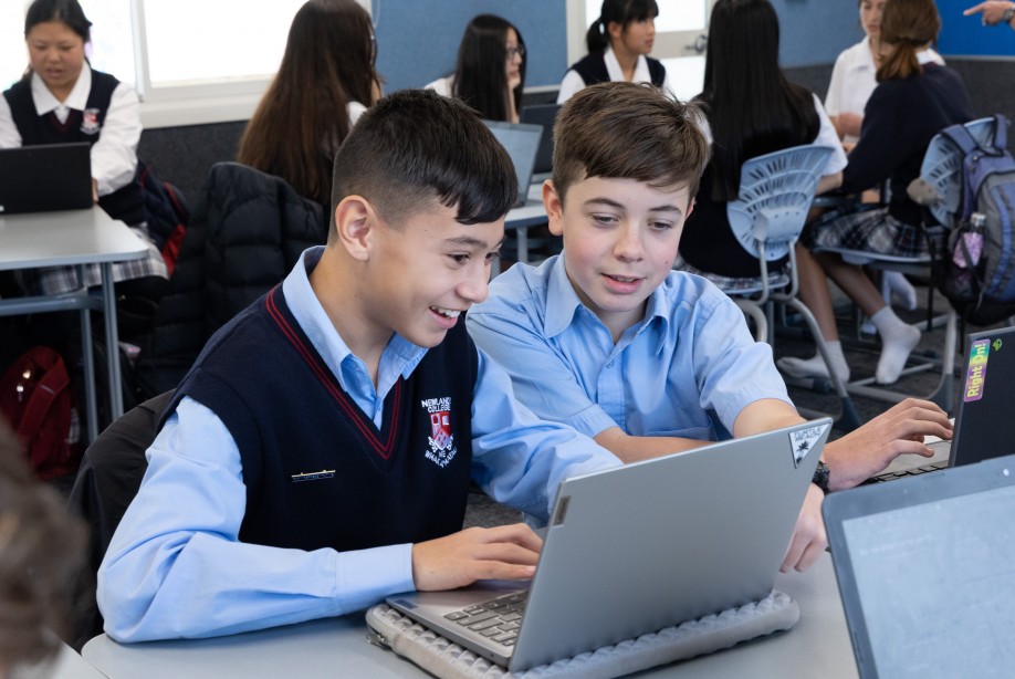 Newlands College > Home